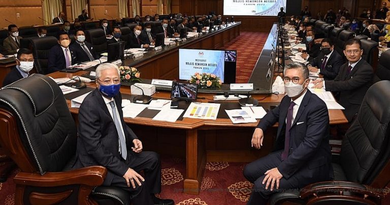 Kerajaan tambah baik pemberian kepada negeri - UTUSAN SARAWAK