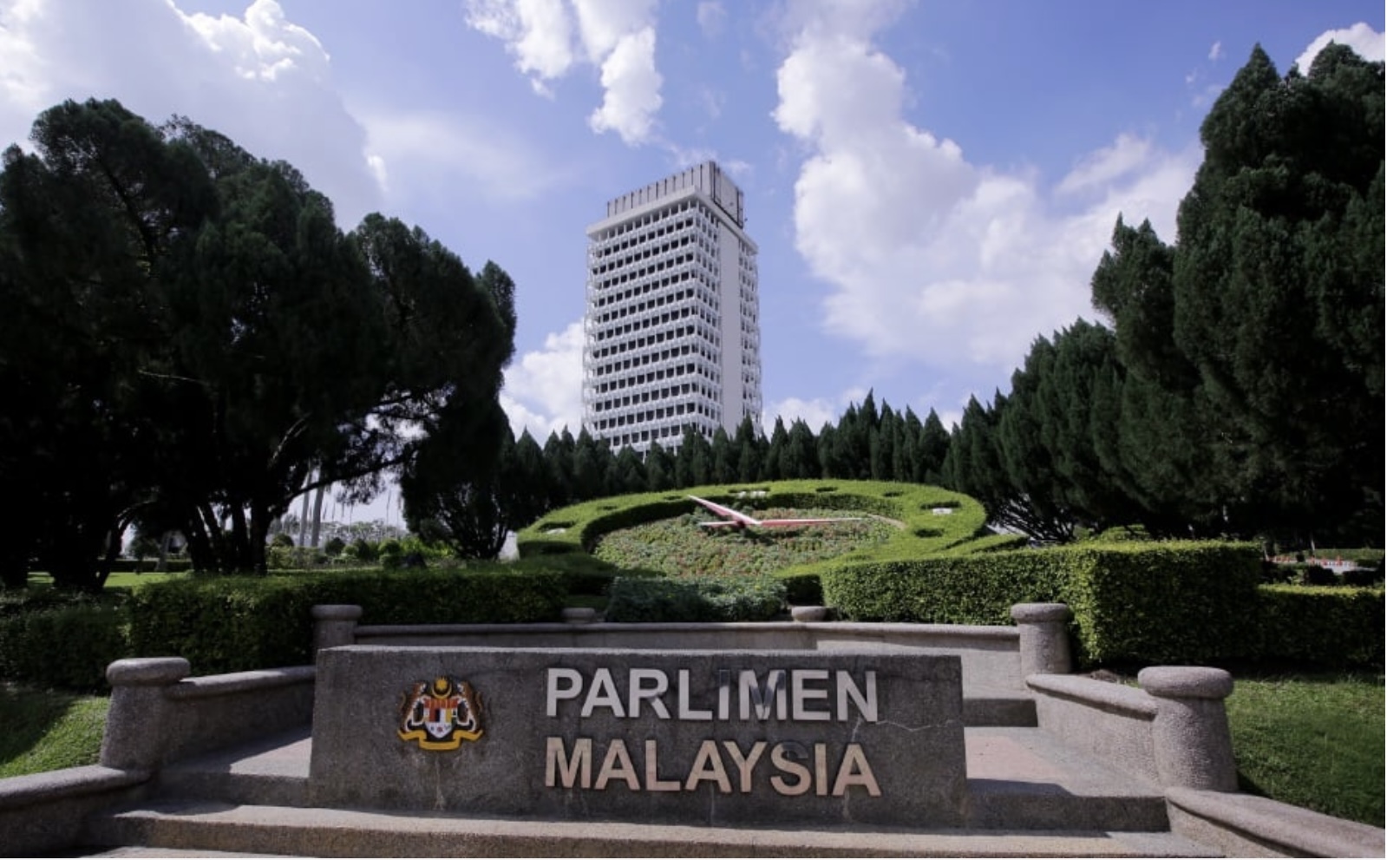 PRU15: Parlimen tergantung, tiada parti peroleh majoriti - UTUSAN SARAWAK