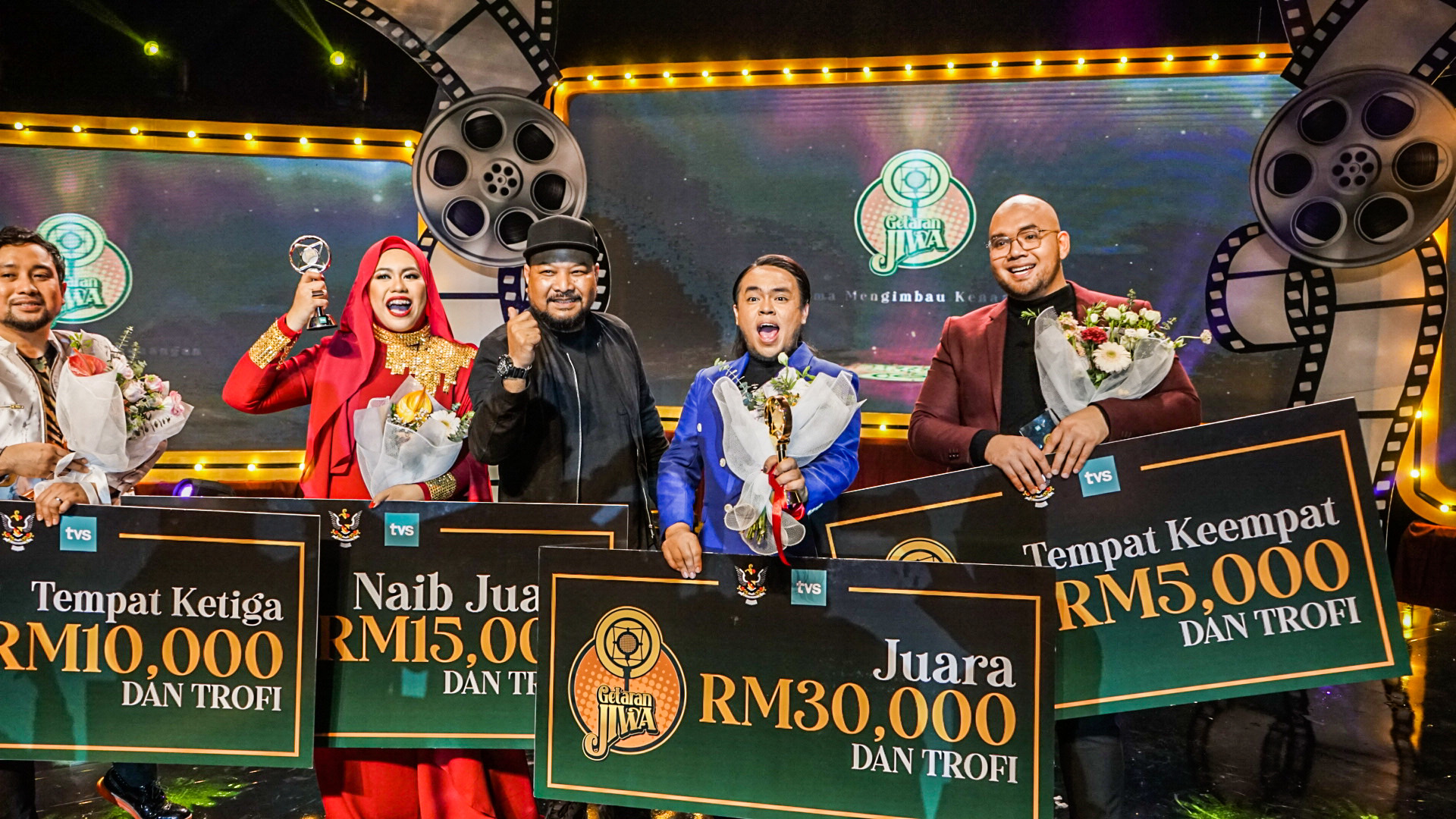 Ariel dengan lagu ‘Gelora’ bawa pulang RM30,000 - UTUSAN SARAWAK