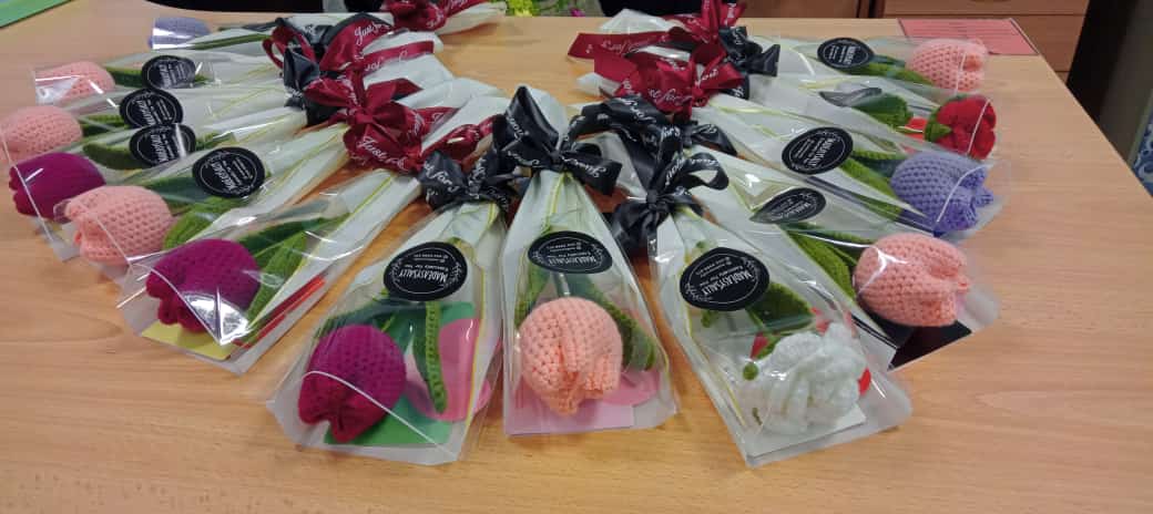 Bunga kait tarikan baharu sempena Hari Valentine - UTUSAN SARAWAK