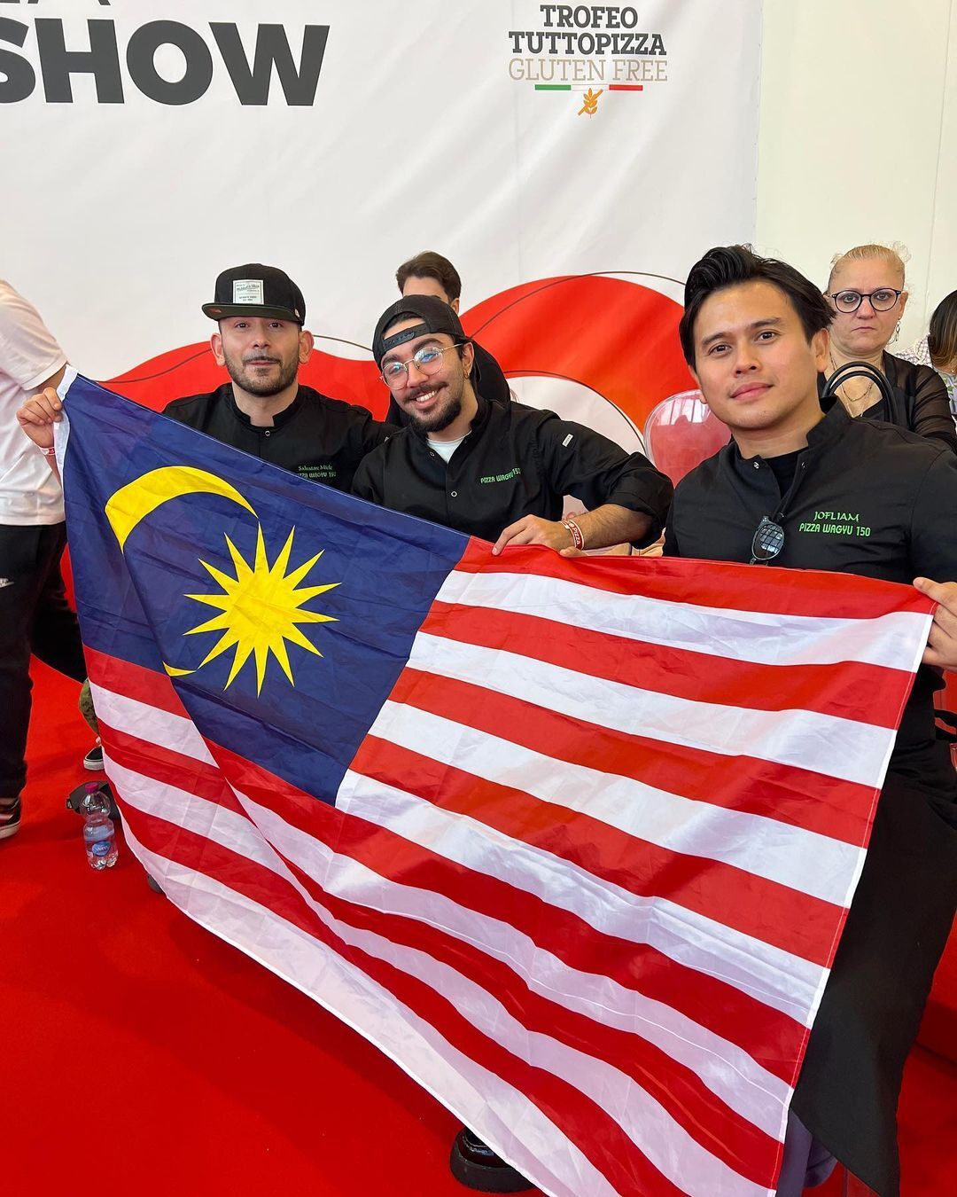 Jofliam cef pizza Malaysia pertama dapat pengiktirafan APN - UTUSAN SARAWAK