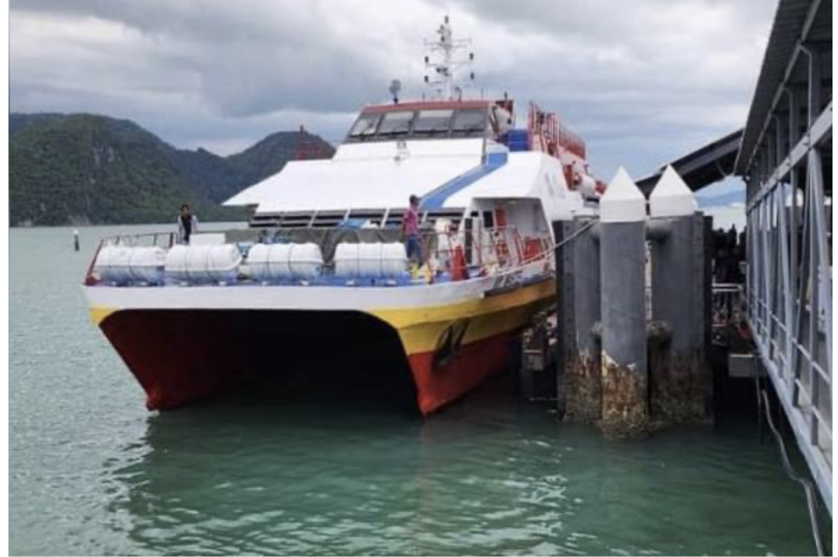 Ombat kuat: 8 perjalanan feri Langkawi-Kuala Kedah-Langkawi batal ...
