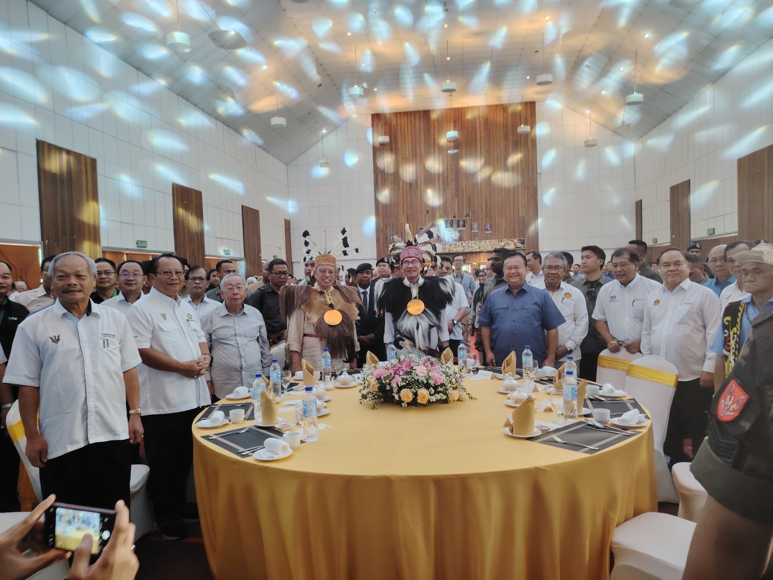 'Anang Malaysia baka tebu, manis dipun tabar di hujung' kini masih ...