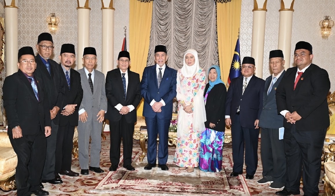 TYT terima rombongan PKMS - UTUSAN SARAWAK