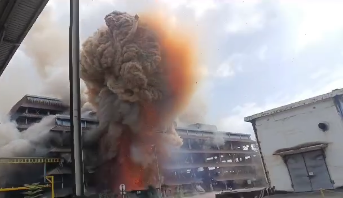 Kemaskini: Syarikat sahkan cuma letupan kecil, keadaan terkawal ...