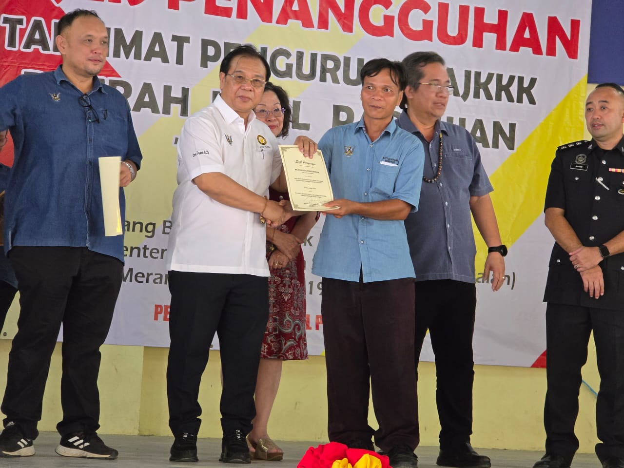 RM50,000 untuk perkukuh pengurusan kampung di Padawan - UTUSAN SARAWAK