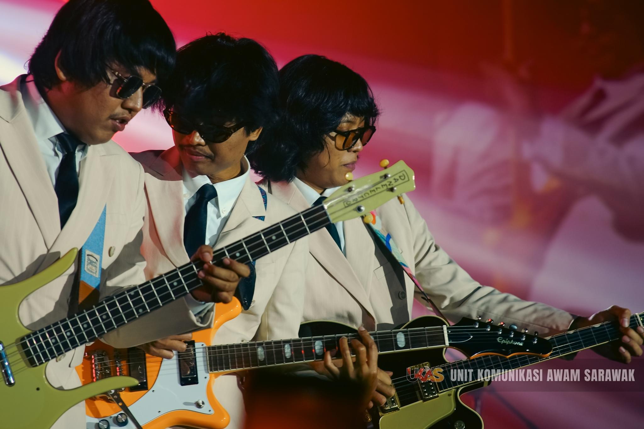 Kugiran Masdo, Jeffrydin pukau 2,500 peminat Pop Yeh-Yeh - UTUSAN SARAWAK