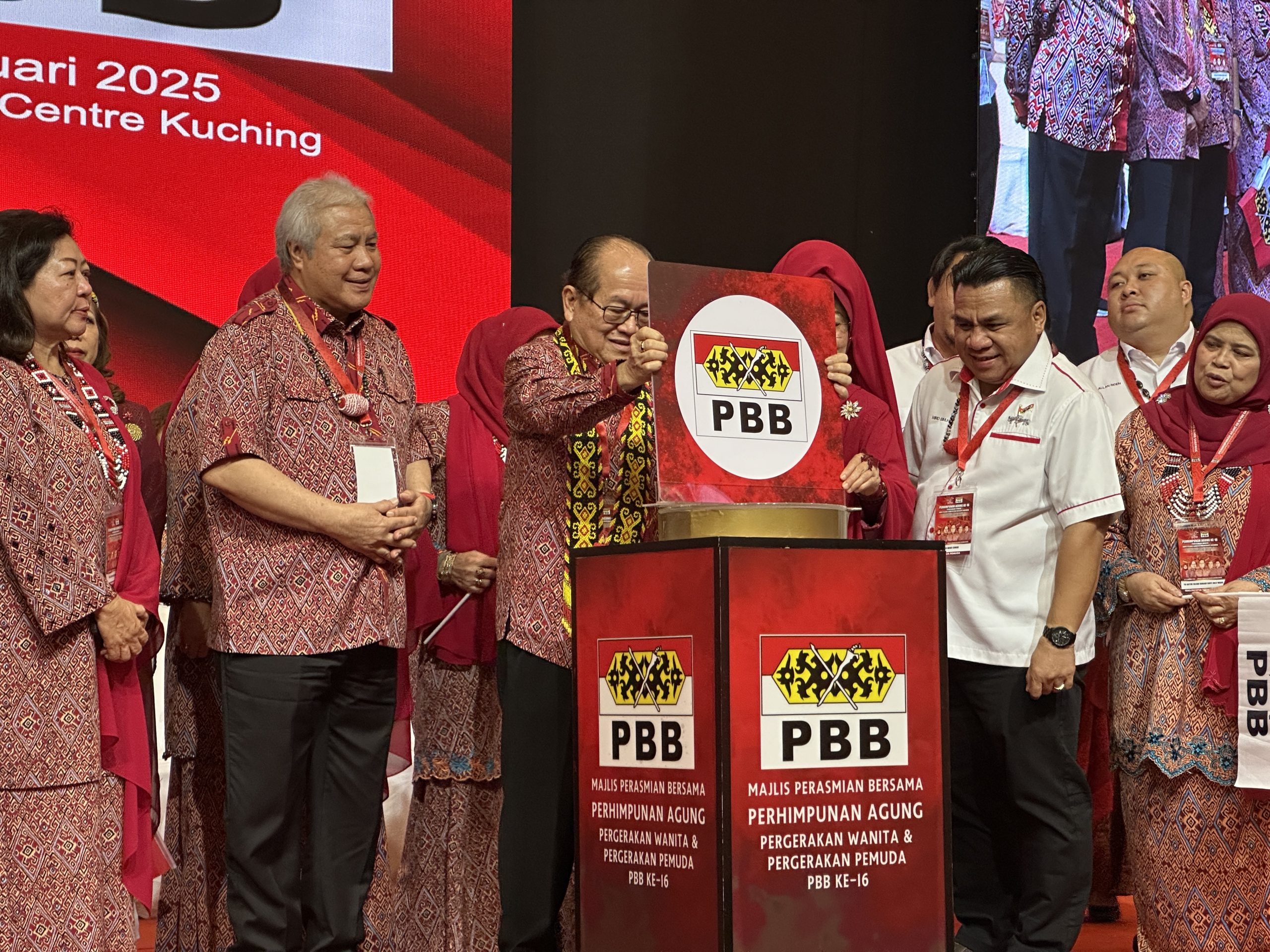 PBB perlu sedia hadapi hampir separuh pengundi muda - UTUSAN SARAWAK