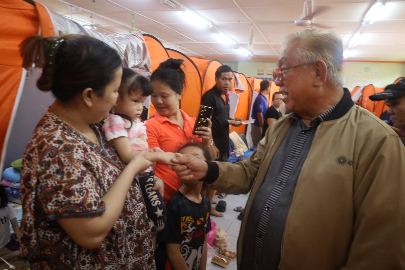 PPS SMK Tatau perlu bantuan petugas lebih ramai - John Sikie Tayai ...