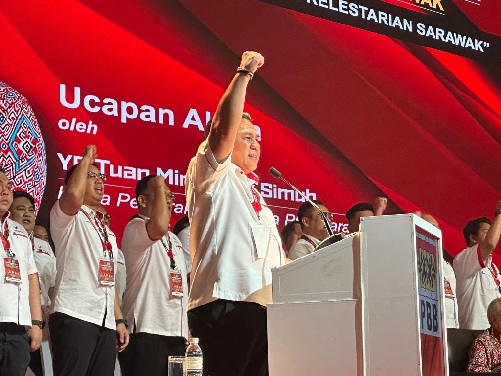 Miro gesa Pemuda PBB lebih aktif demi masa depan Sarawak - UTUSAN SARAWAK