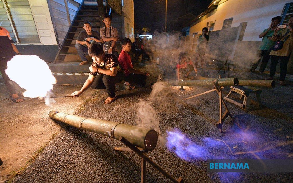 Main bedil, teter beduk tarikan Lan Berambeh Sungkei 2025 di Sibu ...