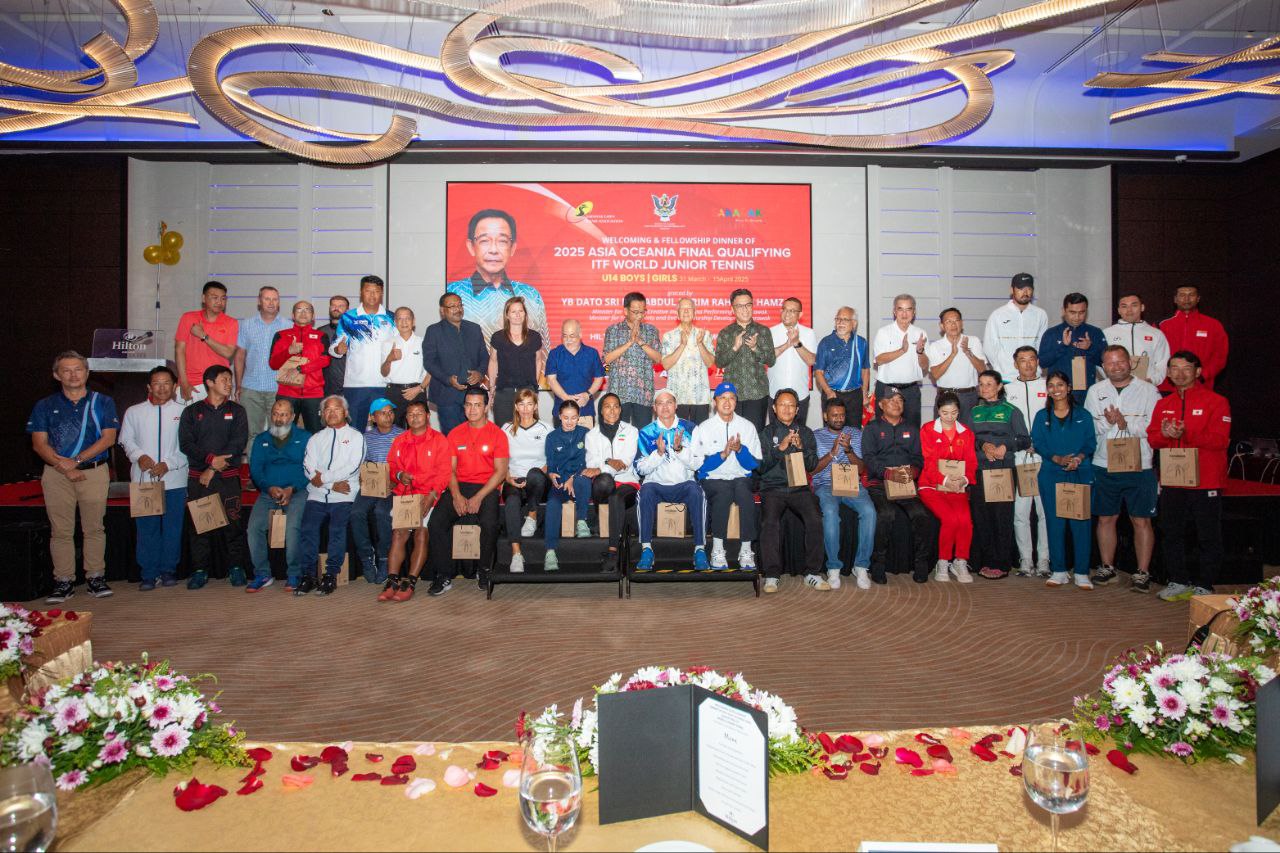 Jadikan Sarawak sebagai kuasa sukan Malaysia - UTUSAN SARAWAK