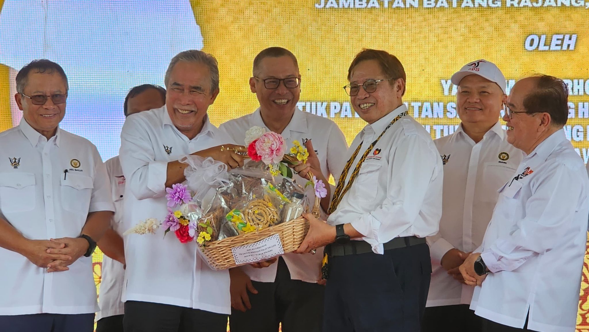 72 projek RADDA bernilai RM1.21 bilion ditender tahun ini - UTUSAN SARAWAK
