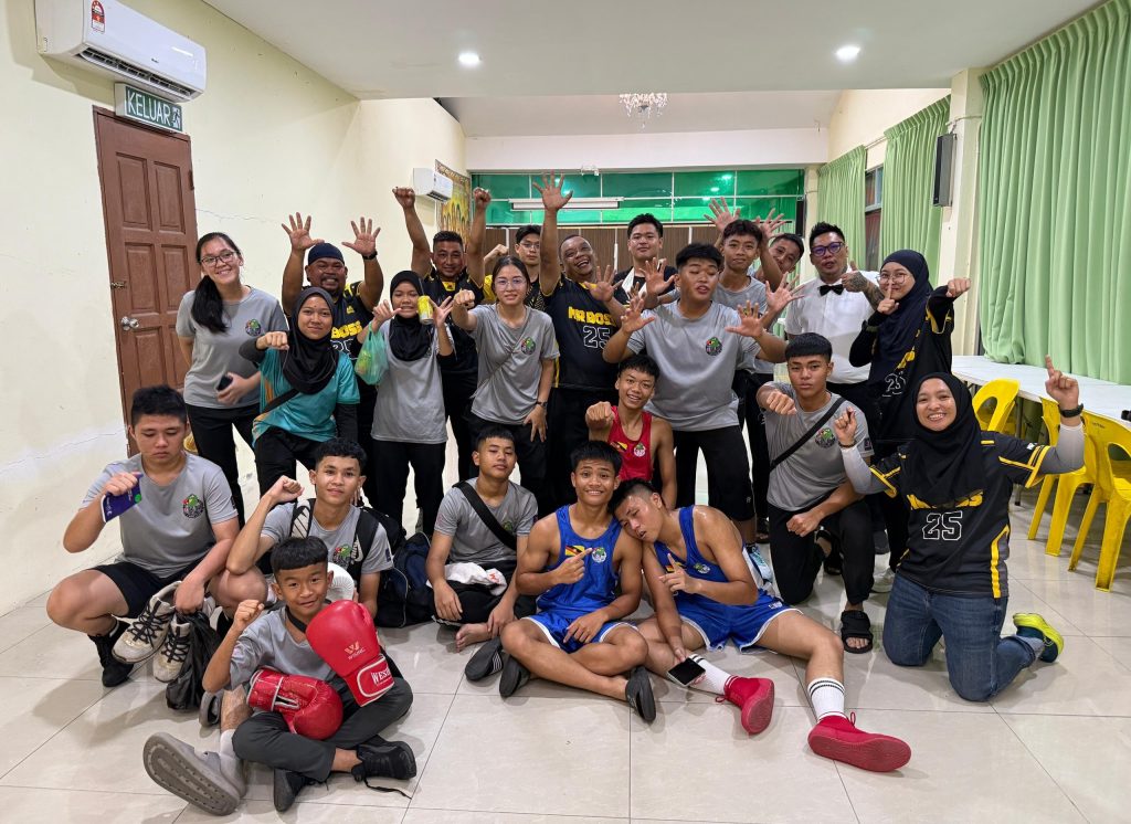 10 petinju TBBC Sri Aman mara ke final - UTUSAN SARAWAK