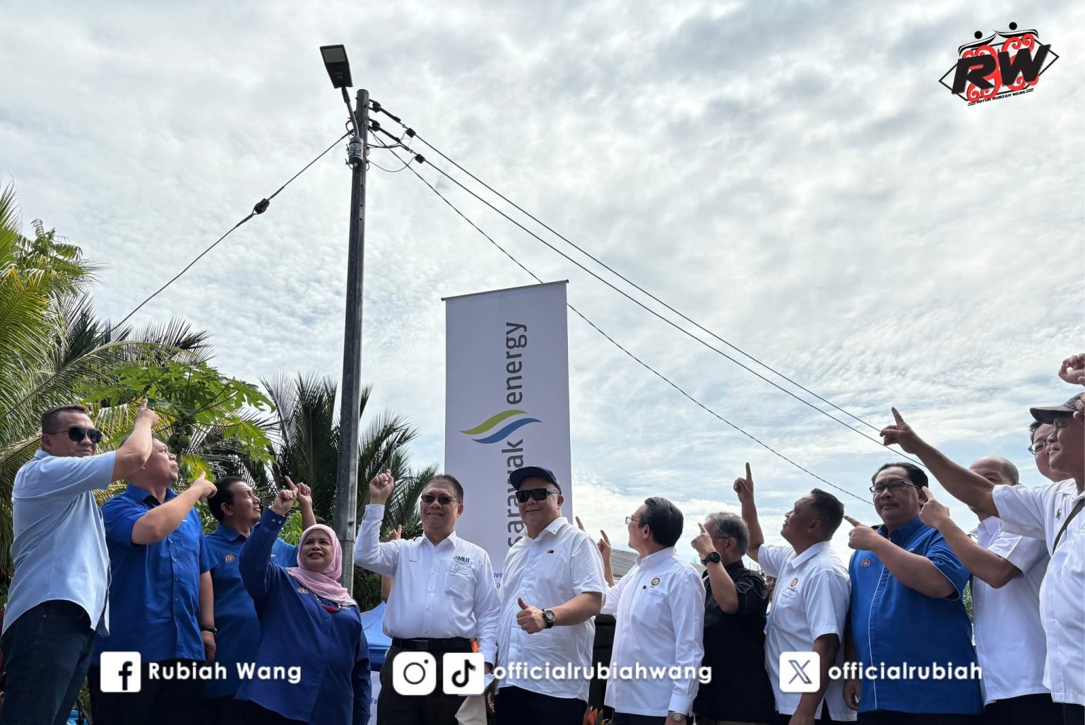 Lampu jalan baharu terangi Kampung Merdang Lumut, perkukuh keselamatan ...