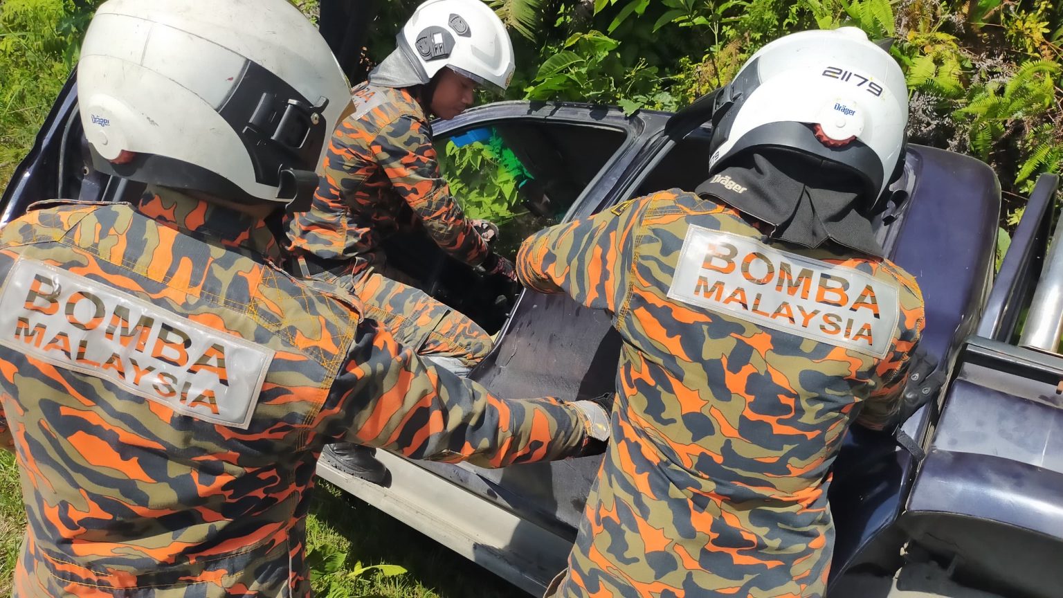 Warga emas cedera dalam kemalangan kendiri di Bintulu - UTUSAN SARAWAK