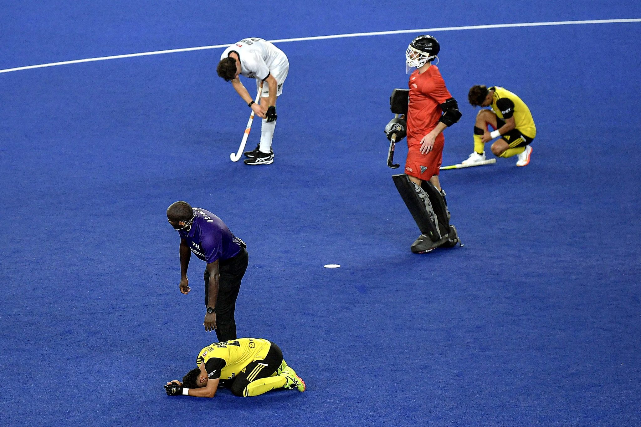 Kad kuning jejas rentak Malaysia lawan New Zealand - Sarjit - UTUSAN ...