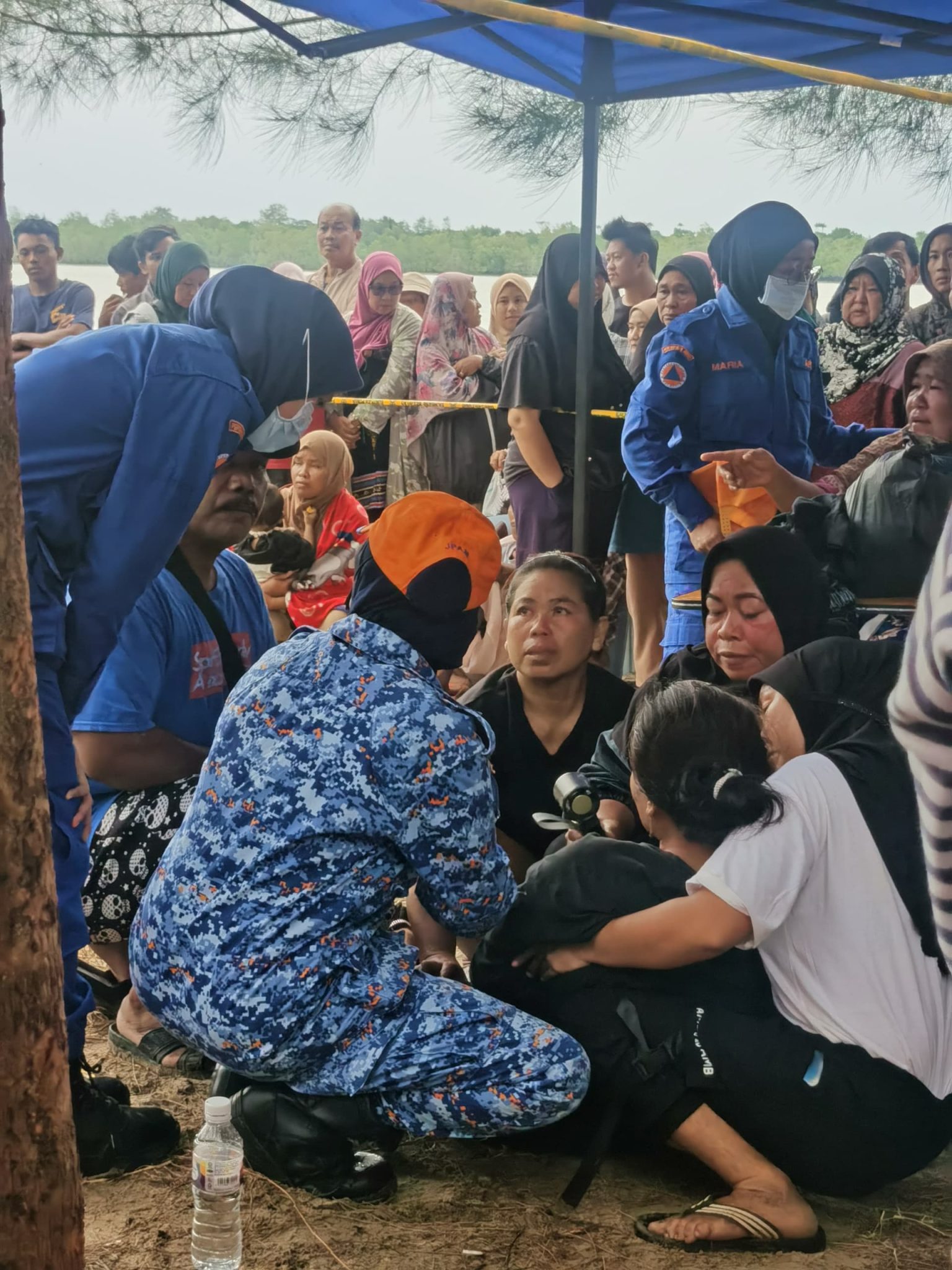 Eksklusif: Penduduk Kampung Belawai bukan sahaja bantu operasi, malah ...
