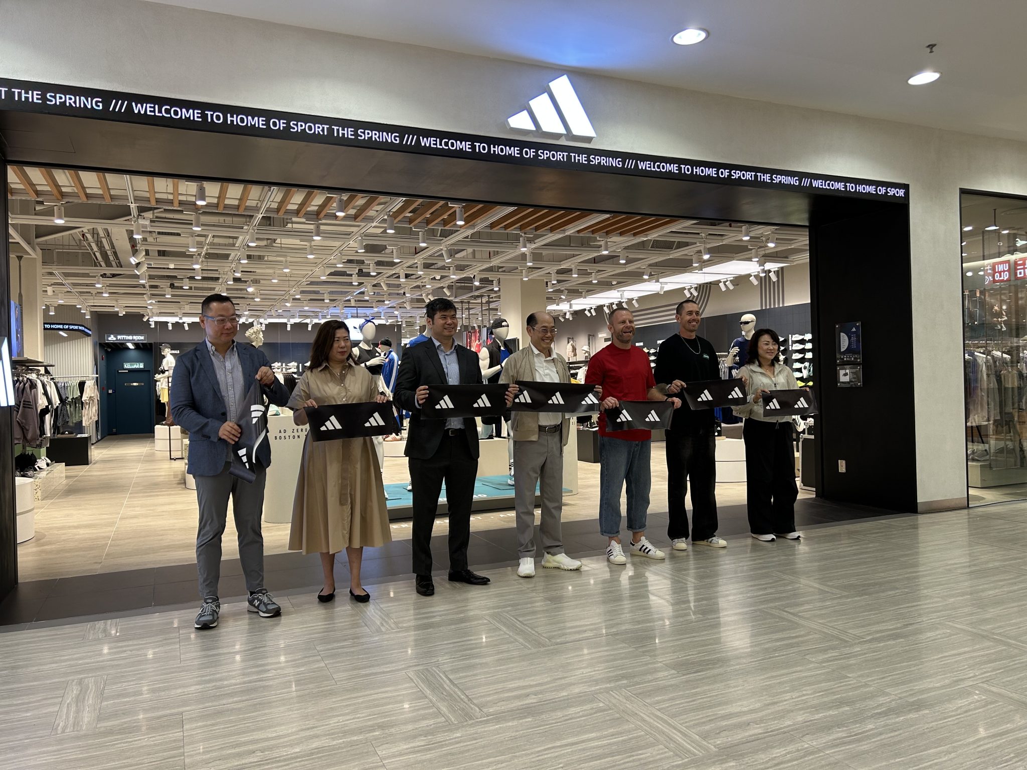 Adidas lancar ‘Home of Sports’ di The Spring, — Cawangan Ke-5 di Borneo ...