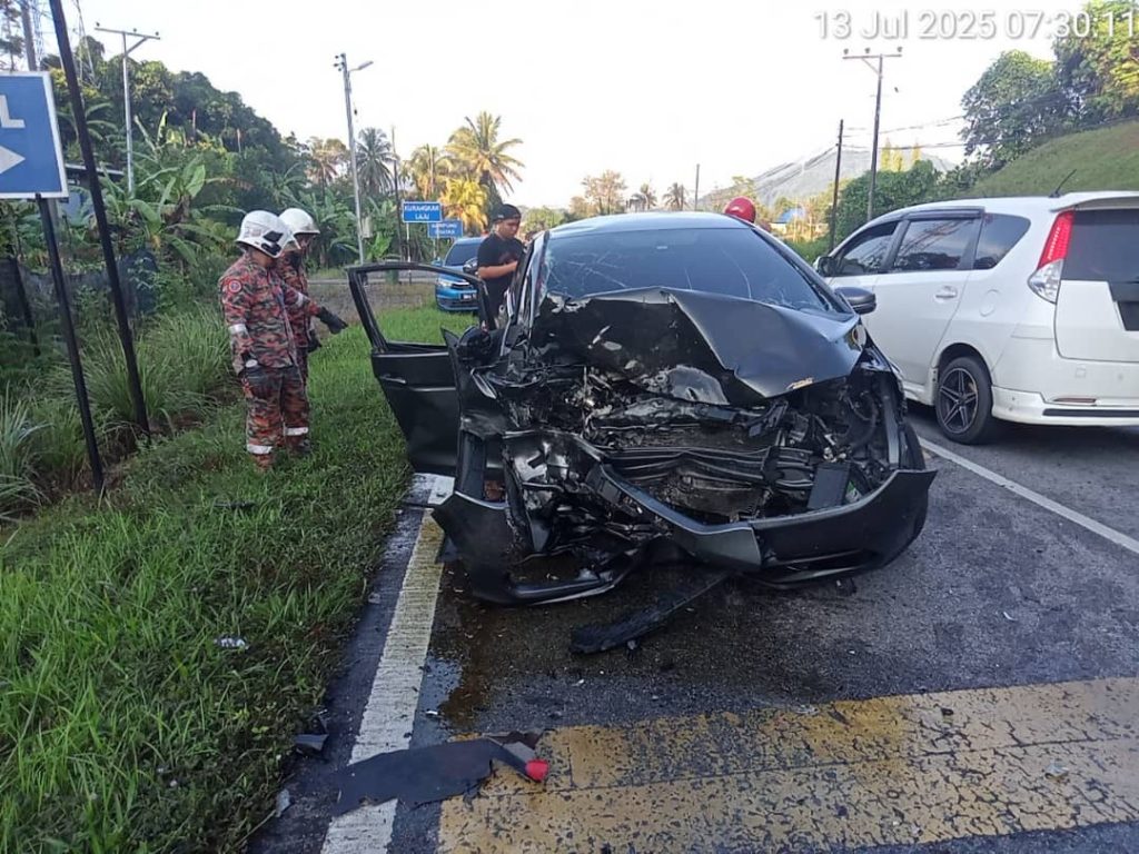 Dua cedera dalam kemalangan tiga kenderaan di Puncak Borneo - UTUSAN SARAWAK