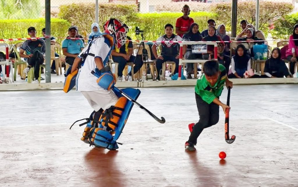 Spaoh A juara Hoki 12 Tahun Kebawah MSSB Betong - UTUSAN SARAWAK