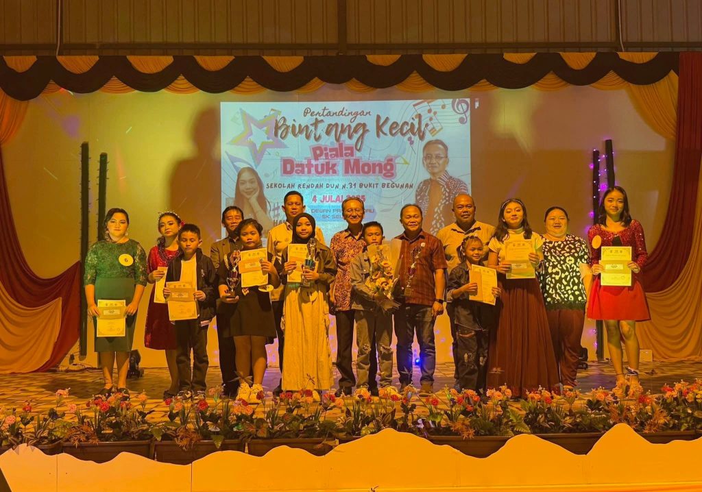 Tonjolkan bakat di pentas terbuka sejak usia muda - UTUSAN SARAWAK