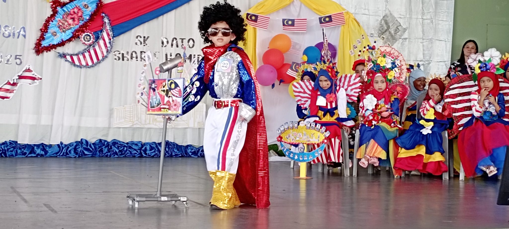 Hayati erti Jalur Gemilang, simbol perjuangan dan harapan - UTUSAN SARAWAK