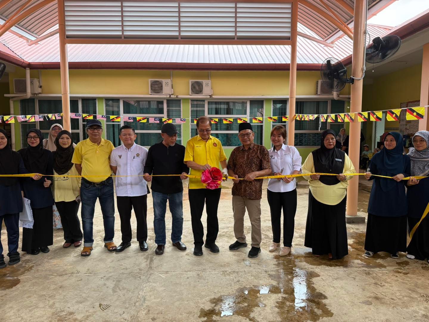 Pendidikan terus jadi keutamaan, kemudahan sekolah dinaik taraf - UTUSAN SARAWAK