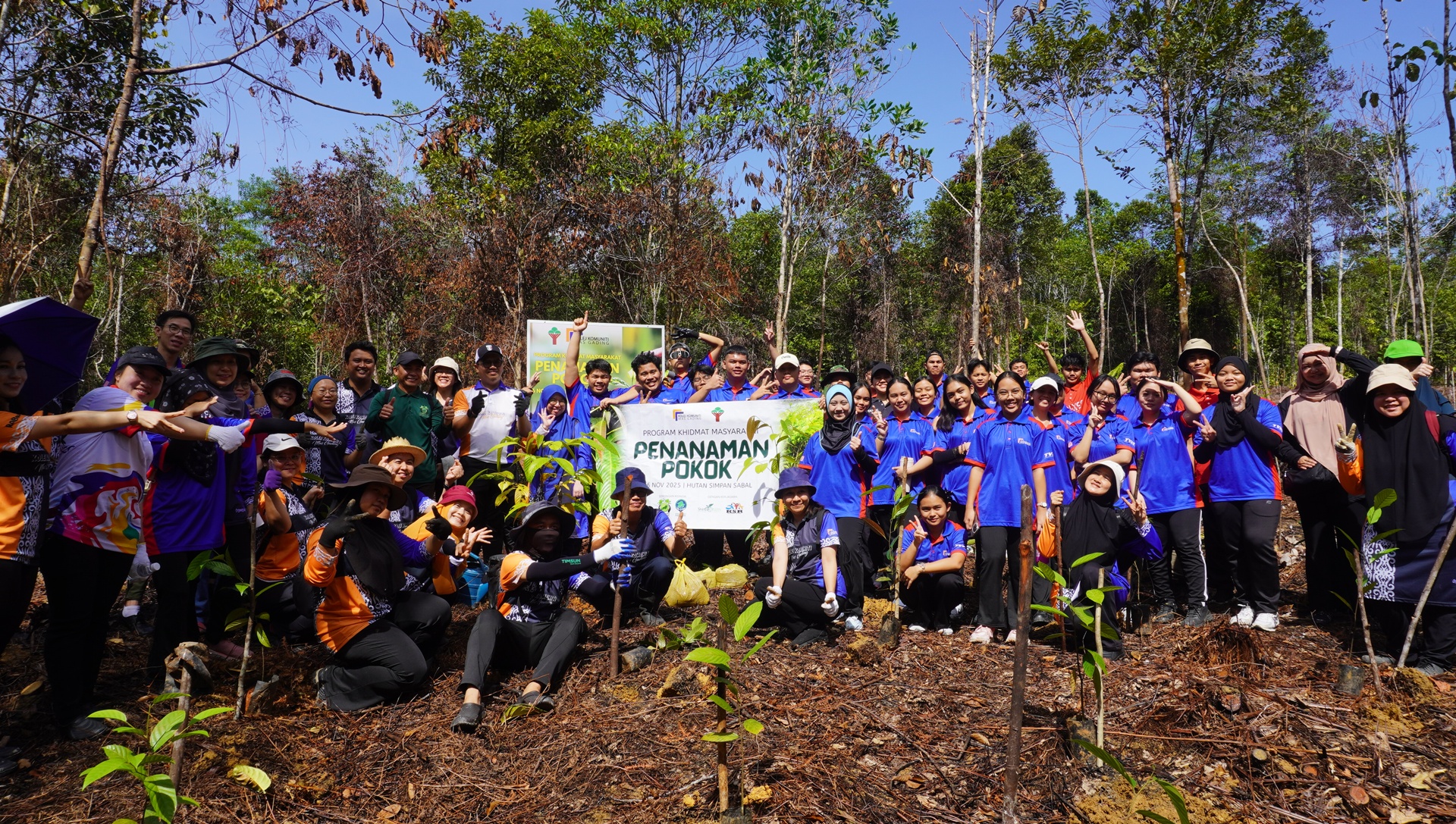 Program penanaman pokok semarak kesedaran alam sekitar di Hutan Simpan ...