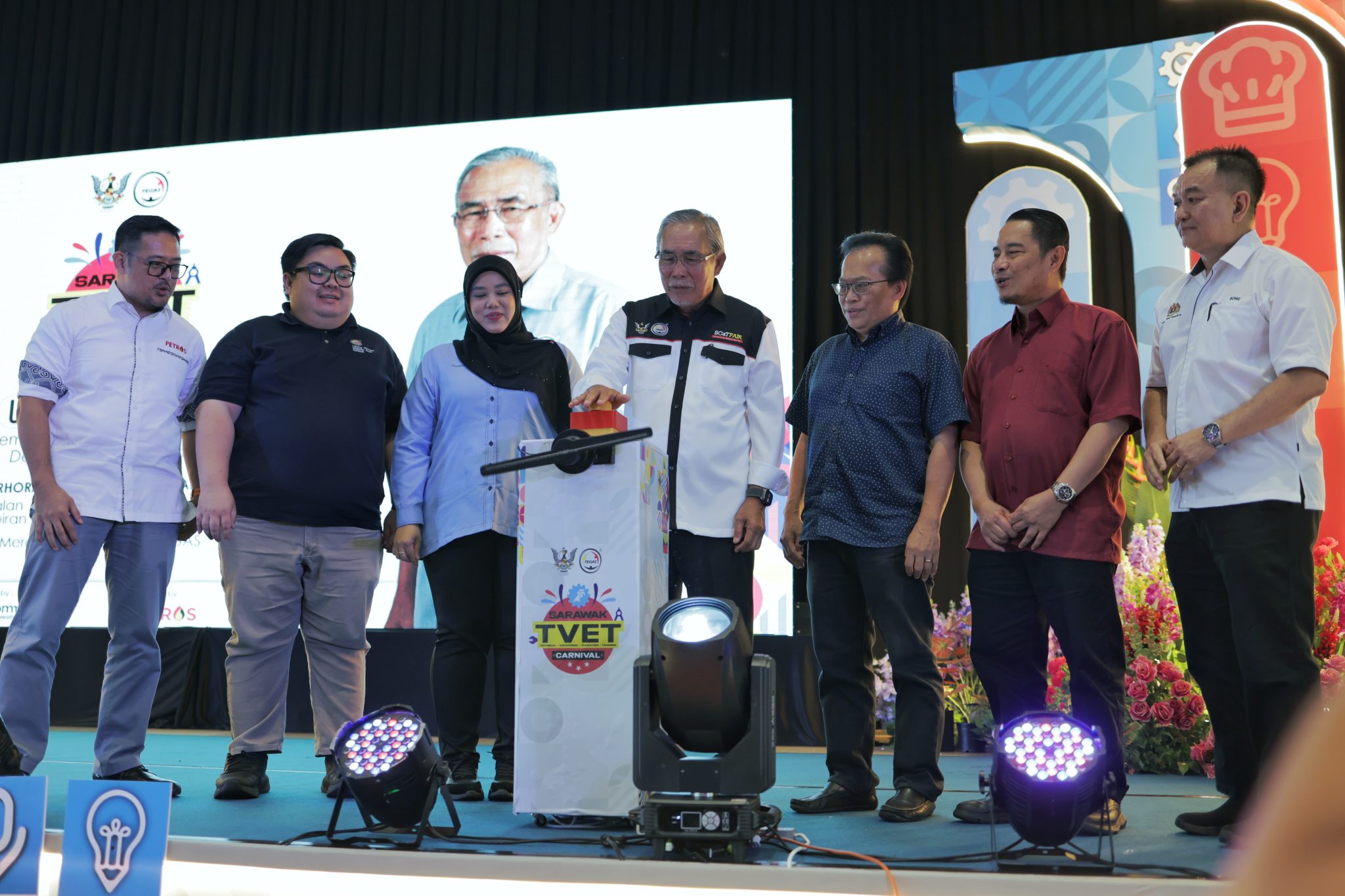 Sarawak bersedia lahirkan tenaga mahir, berpendapatan tinggi menjelang ...