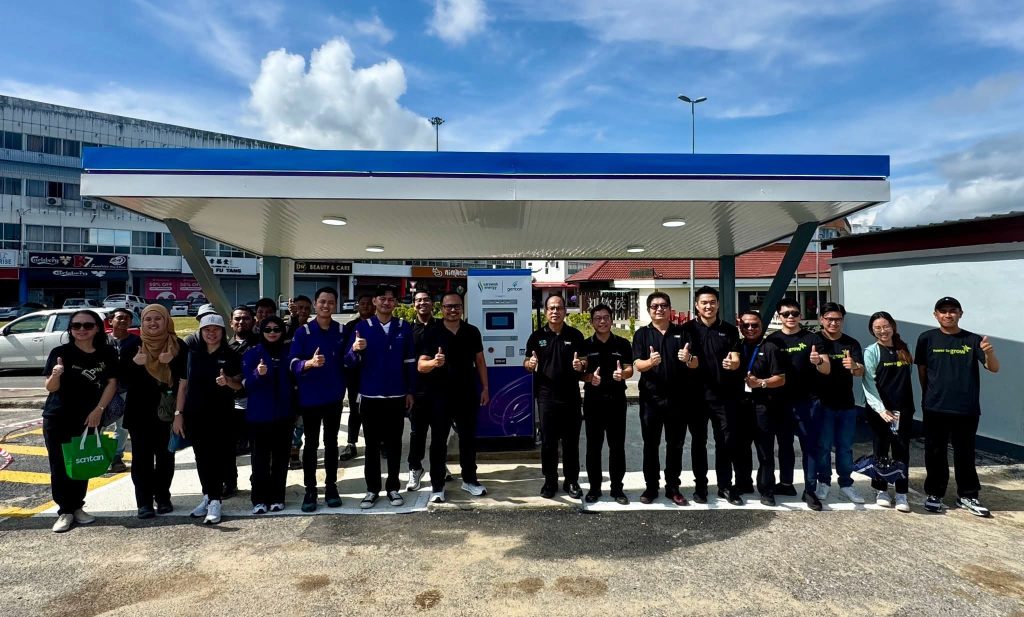 Stesen Pengecasan Pantas DC EV SEB GENTARI pertama di Sibu dilancarkan ...