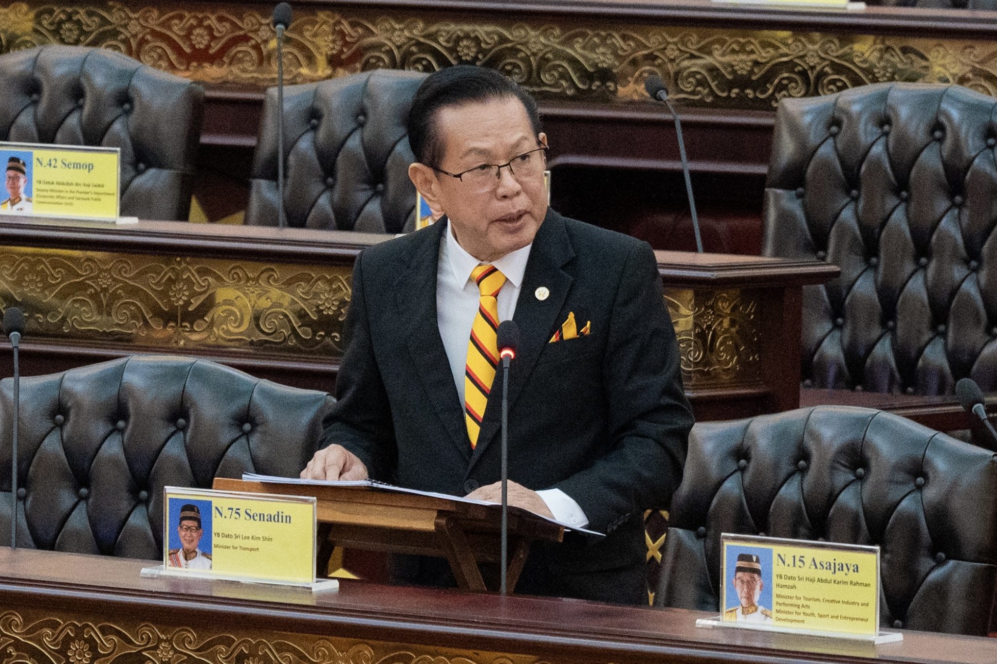 DUN: Sarawak kukuh keselamatan penerbangan melalui SASP, peraturan zon dron baharu - UTUSAN SARAWAK