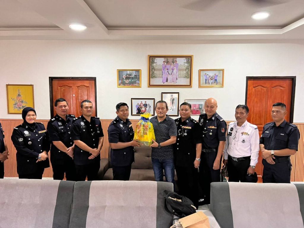 IPD Betong santuni pesara polis dan waris - UTUSAN SARAWAK