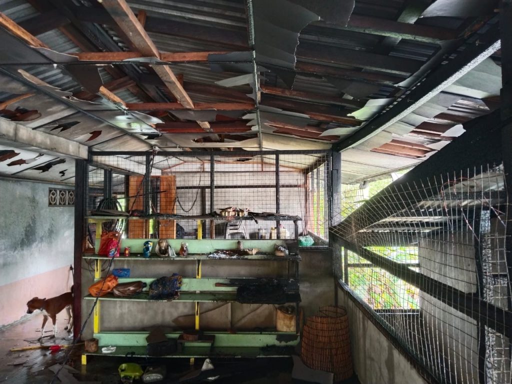 Lelaki melecur dalam kebakaran rumah kedai di Kampung Raso 2 - UTUSAN ...