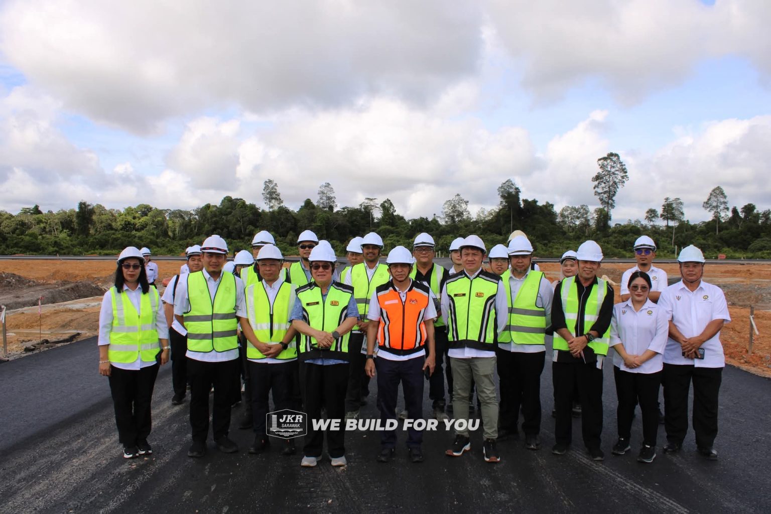 STOLport Bebuling fasa akhir, dijangka siap Februari 2026 - UTUSAN SARAWAK