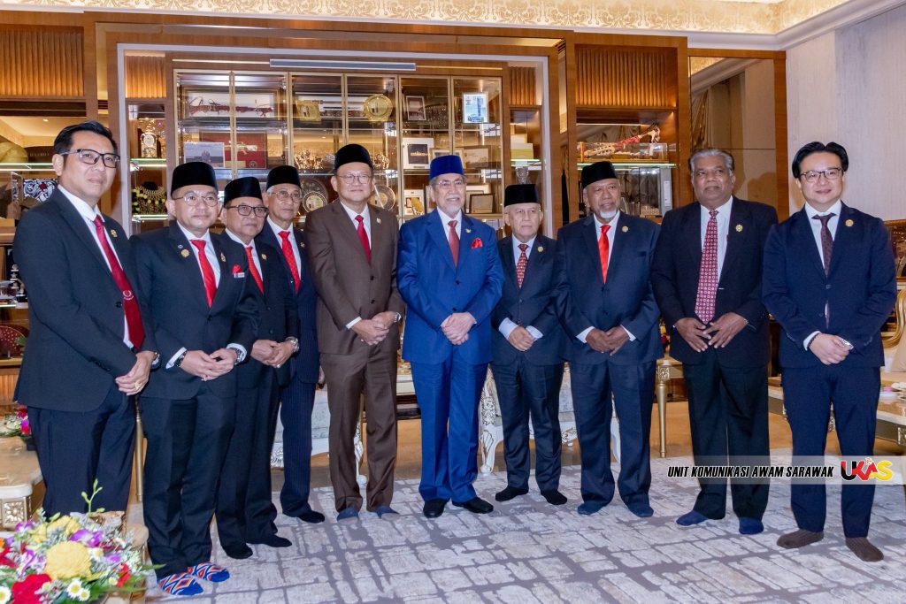 Tun Wan Junaidi terima kunjungan hormat Majlis Datuk-Datuk Persekutuan ...