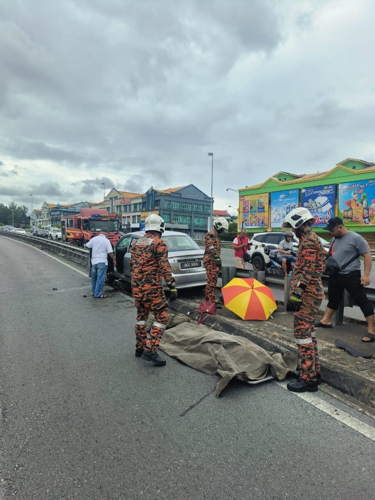 Wanita maut, dua cedera kemalangan kendiri di Batu 6 - UTUSAN SARAWAK