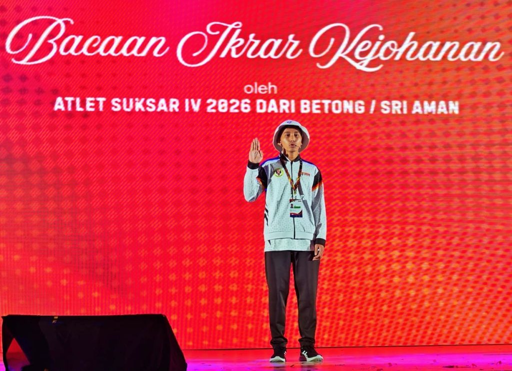 Muhammad Irfan pimpin ikrar SUKSAR IV 2026 - UTUSAN SARAWAK