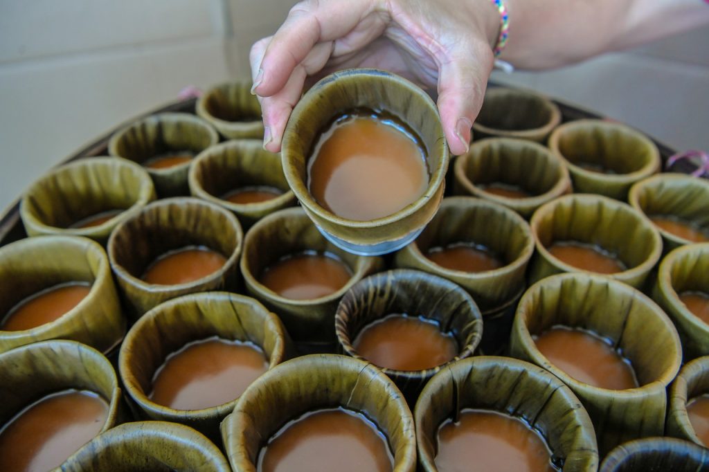 Kuih bakul simbol kemakmuran, kekal relevan setiap tahun - UTUSAN SARAWAK