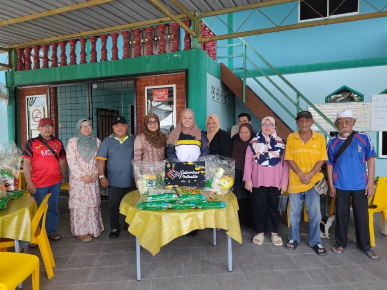 SABERKAS Prihatin santuni 100 asnaf DUN Lingga, ringankan beban Ramadan ...