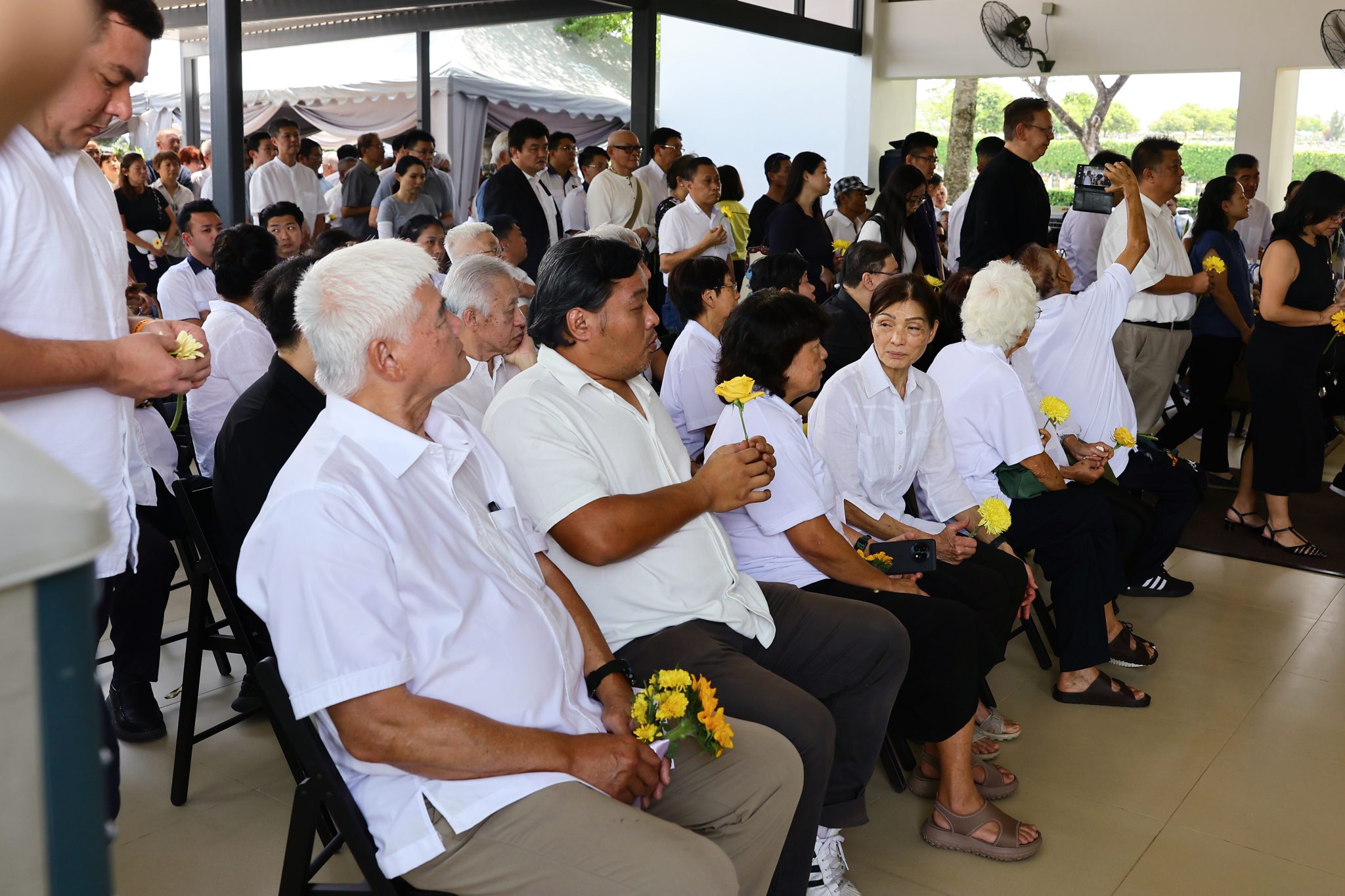 Jasad mendiang Tun Dr Ling Liong Sik selamat disemadikan - UTUSAN SARAWAK