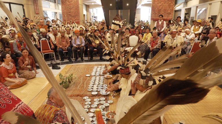 Upacara Miring semarakkan sambutan Gawai Dayak Peringkat Sarawak ...